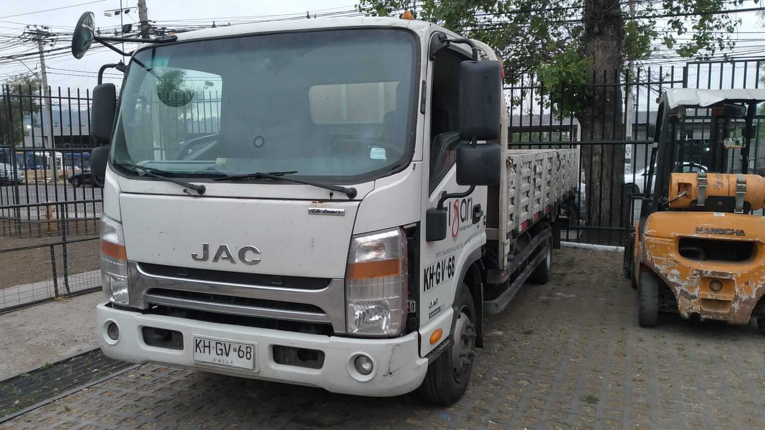 Camion JAC 1061 año 2018 usado JAC Motors - https://www.dercomaq.cl/